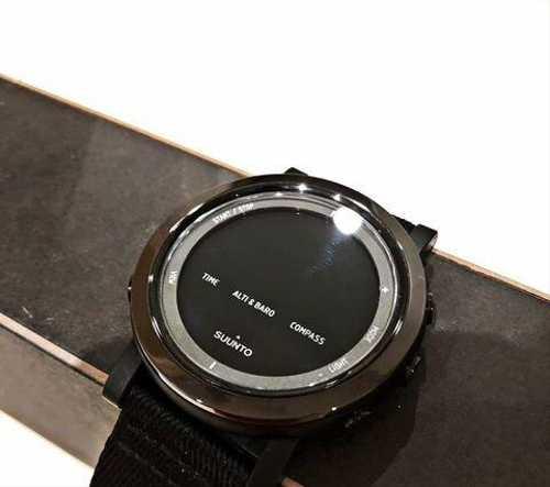 Наручные часы Suunto SS022438000