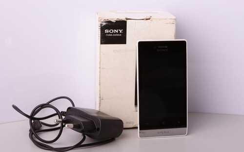 Телефон Sony ST23i Xperia Miro на запчасти