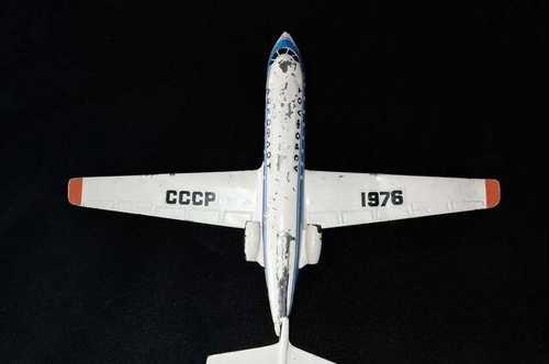 Модель самолёта аэрофлот СССР Як-40