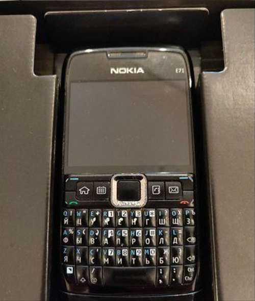 Телефон Nokia E71
