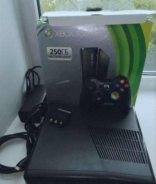 Xbox 360s 250 gb