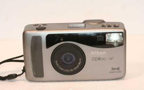 Nikon zoom 310 AF Japan