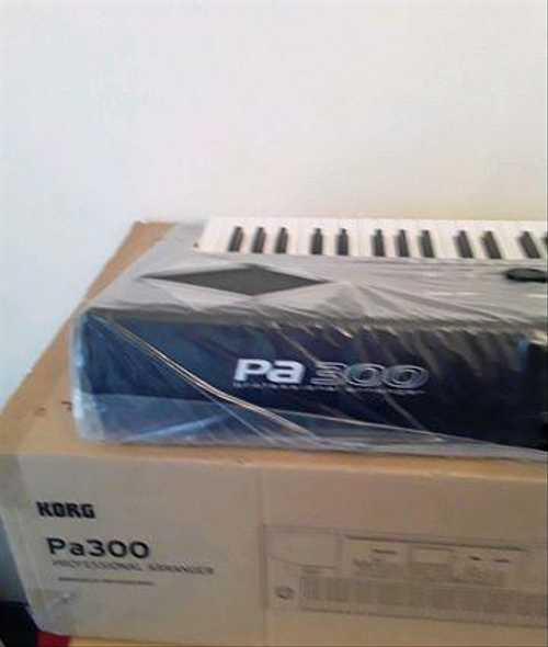 Korg PA300
