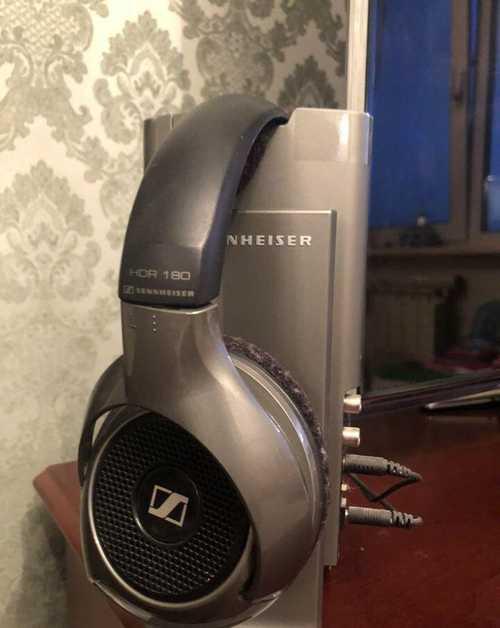 Беспроводные наушники Sennheiser HDR 180 + база