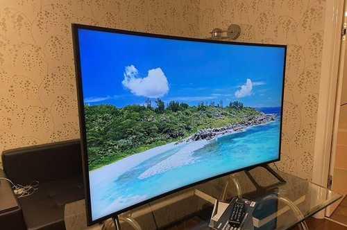 Огромный, изогнутый, 4К Smart TV телевизор Samsung