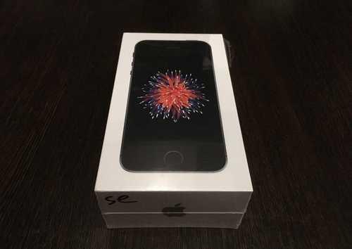 iPhone SE 32GB Space Gray новый (в плёнке)