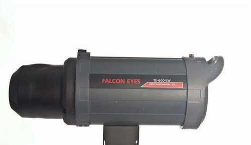 Студийная вспышка Falcon Eyes TE-600BW
