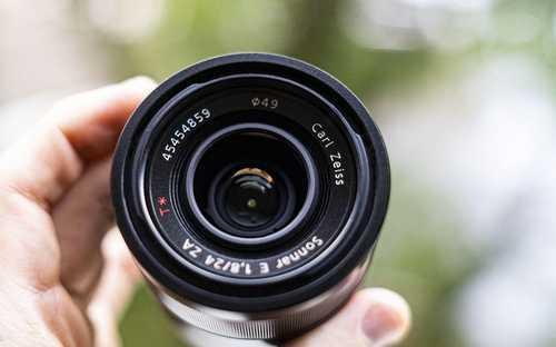 Объектив sony 24 1.8 SEL24F18Z