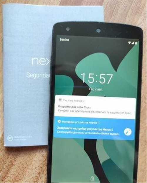 Смартфон Google Nexus 5, работает отлично