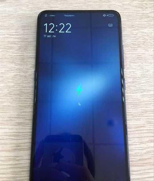 Телефон Vivo v15 pro синий