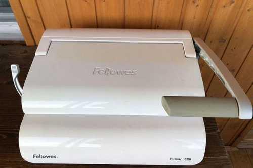 Брошюровщик Fellowes pulsar 300