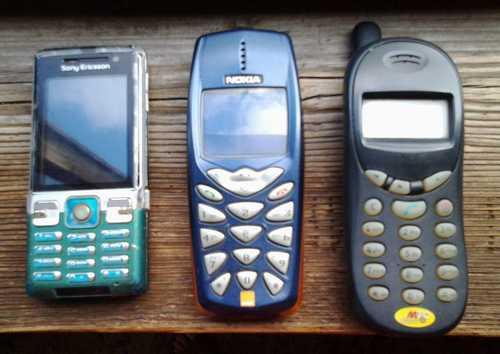 Sony Ericsson C702, Nokia 3510i, Siemens, Б.У 3шт