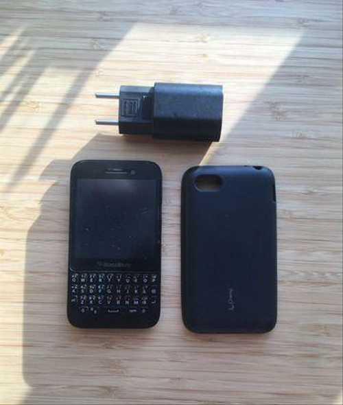 Blackberry q5