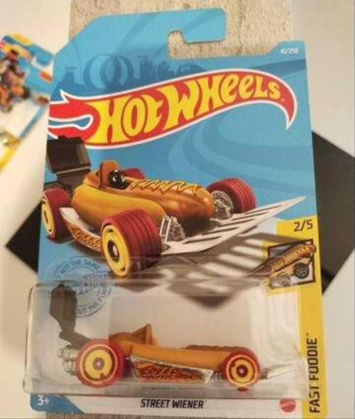 Hot wheels машинки