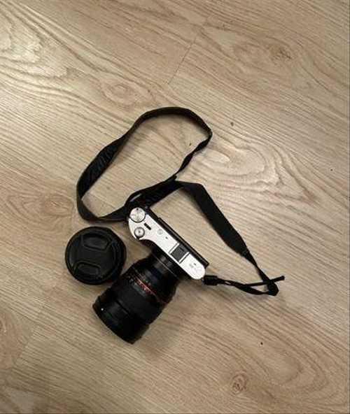 Беззеркальный фотоаппарат Samsung NX300