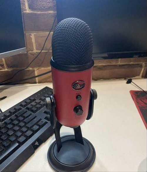 Микрофон Blue Yeti Red | Festima.Ru - Мониторинг объявлений