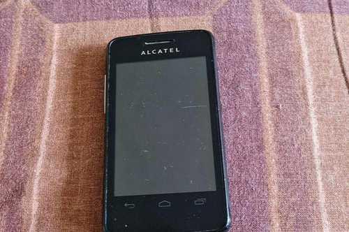 Телефон Alcatel One Touch Pixi 4007D