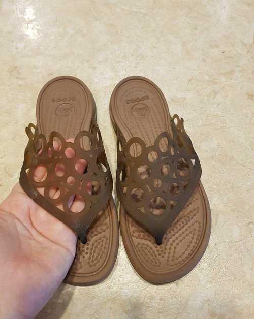 Шлепанцы сланцы crocs