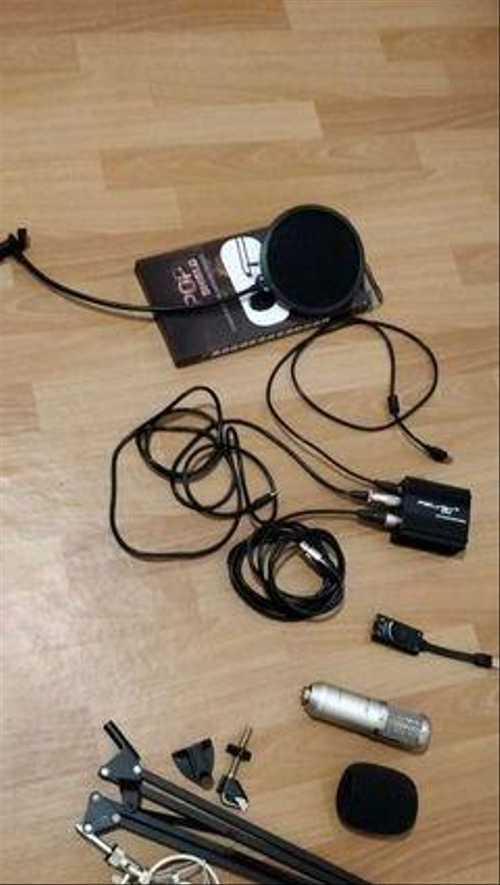 Студийный конденсаторный микрофон BM-800