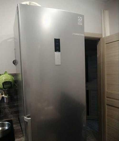 Холодильник bosh KGE39XL20R исп. 3 мес