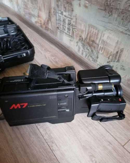 Видеокамера " panasonic M7" под большую кассету