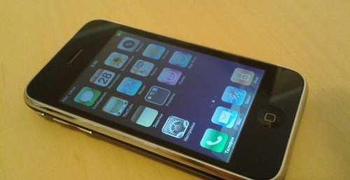 iPhone 3Gs - 16GB