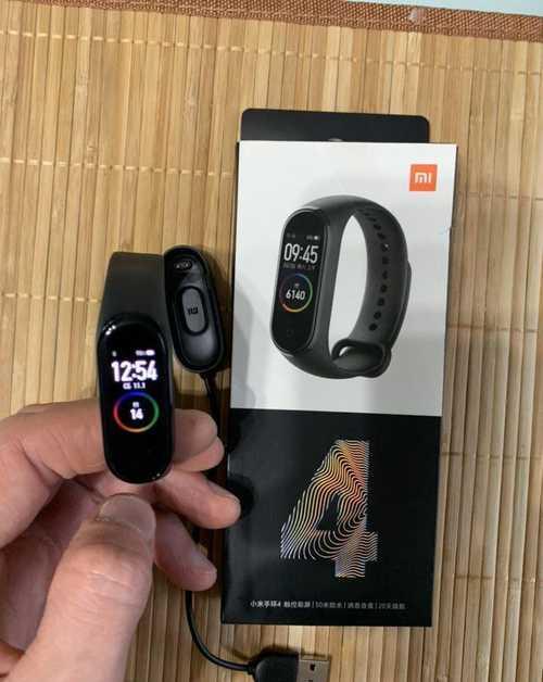 Фитнес браслет xiaomi 4