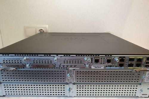 Cisco 3925/K9 Router SPE100