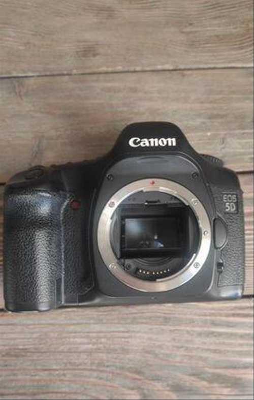 Фотоаппарат Canon 5D Body