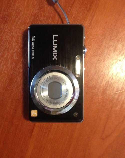 Цифровой фотоаппарат Panasonic Lumix DMC-FS11