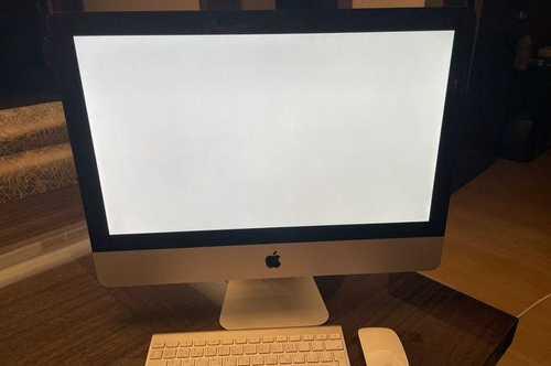 Apple iMac 12,1 (2011)