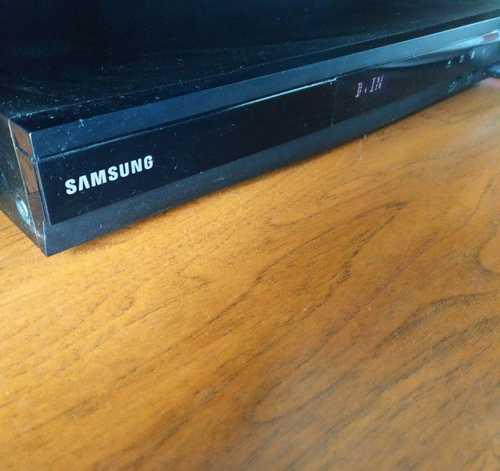 Домашний кинотеатр SAMSUNG HT-D555K/ru