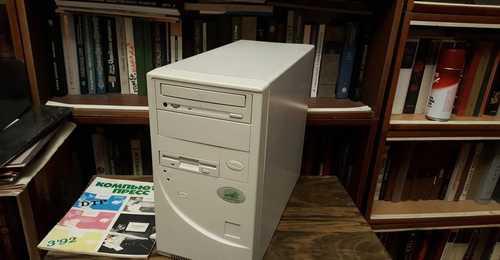 Ретро компьютер Pentium 166 MMX