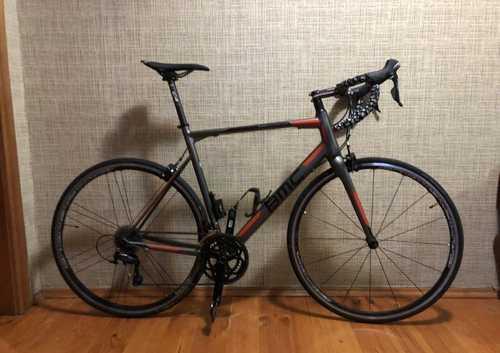 Шоссейный велосипед BMC Teammachine ALR01