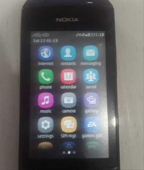 Телефон Nokia asha 306