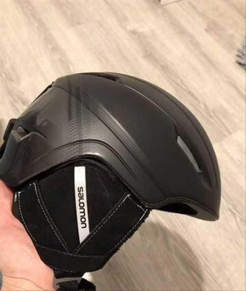 Горнолыжный шлем