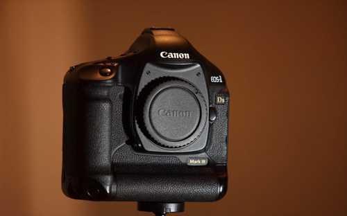Canon EOS 1Ds Mark III в отличном состоянии
