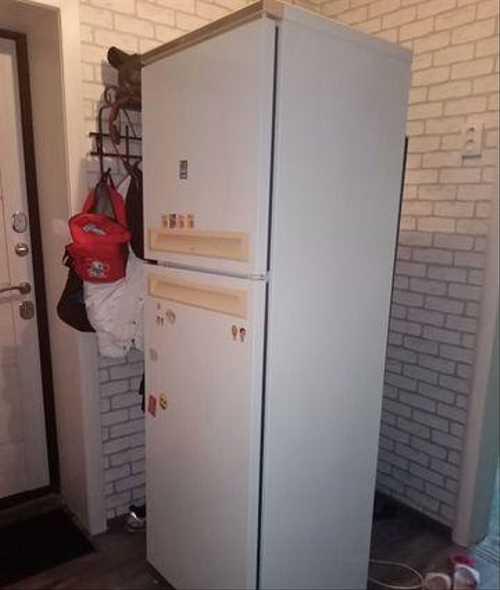 Продам холодильник бу