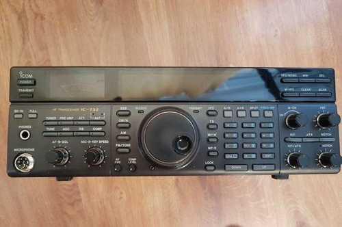 Icom IC-732 кв-трансивер AM / FM / CW / SSB