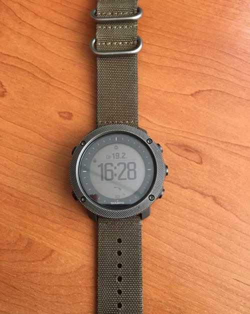 Часы suunto