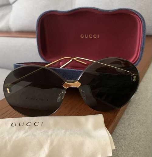 Солнцезащитные очки Gucci