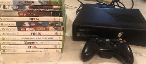 Xbox 360 + 11 дисков + джойстик