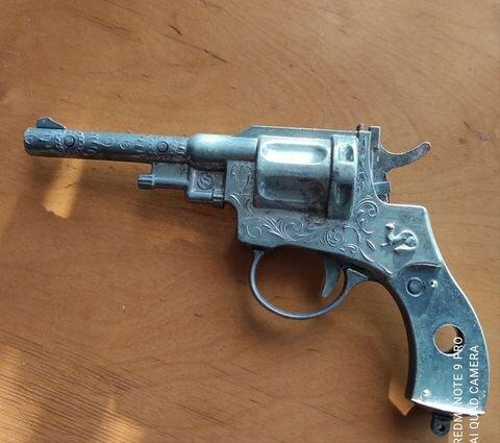 Пистолет из СССР