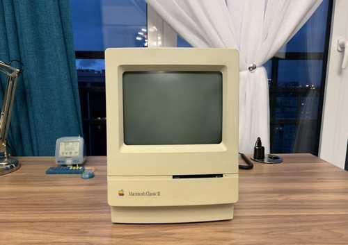 Macintosh Classic 2