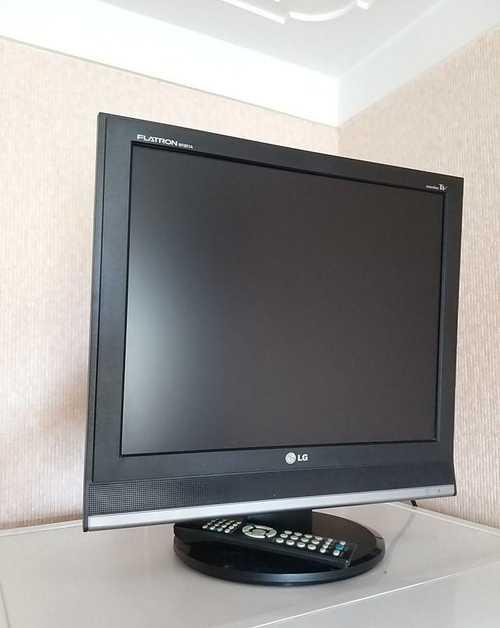Монитор LG flatiron M1921A + TV-tuner