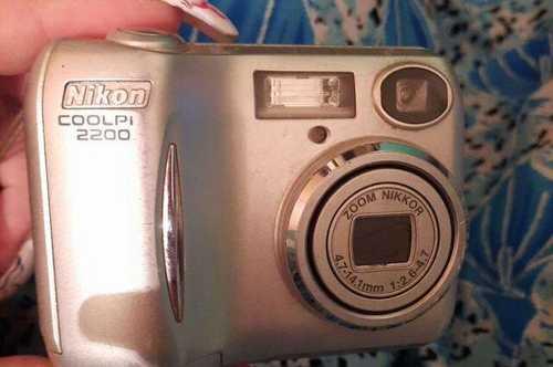 Компактный фотоаппарат Nicon Coolpix 2200