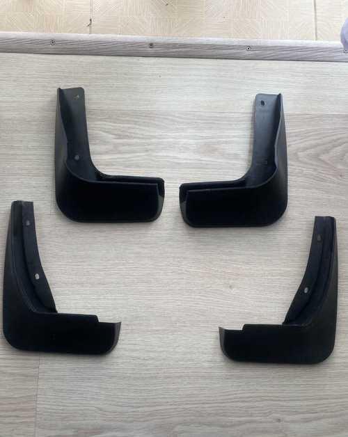 Брызговики на vw Jetta