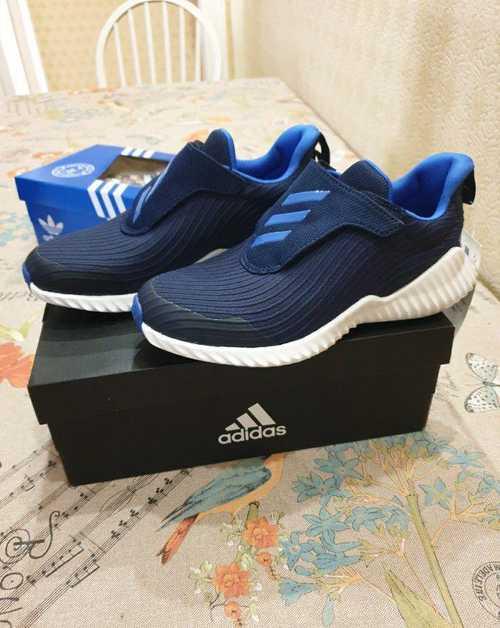 Новые кроссовки Adidas 30 и 31