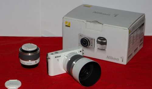 Компактный фотоаппарат Nikon 1j1