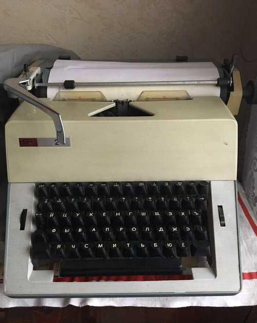Пишущая машинка daro 20